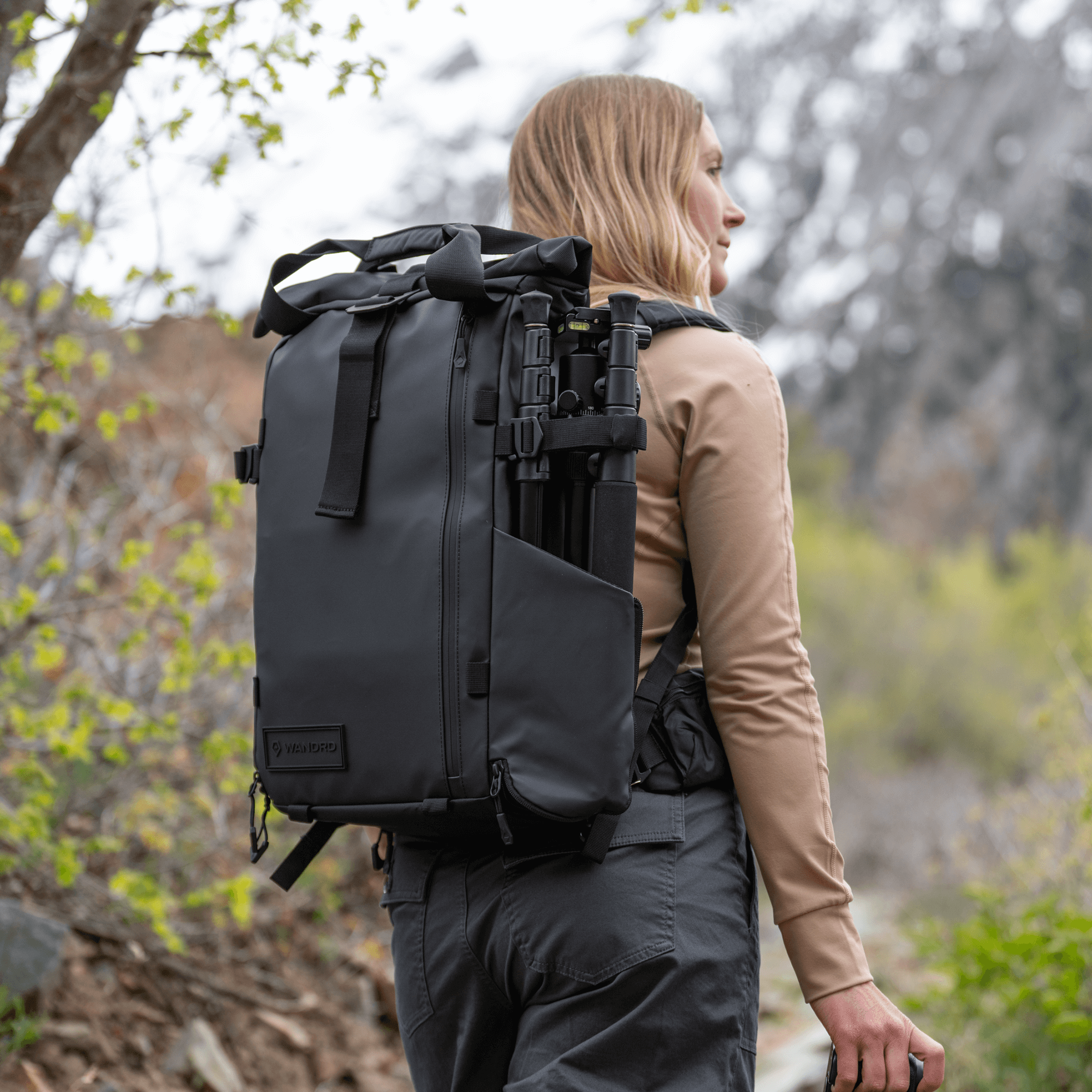 PRVKE 21L in Black – WANDRD Store